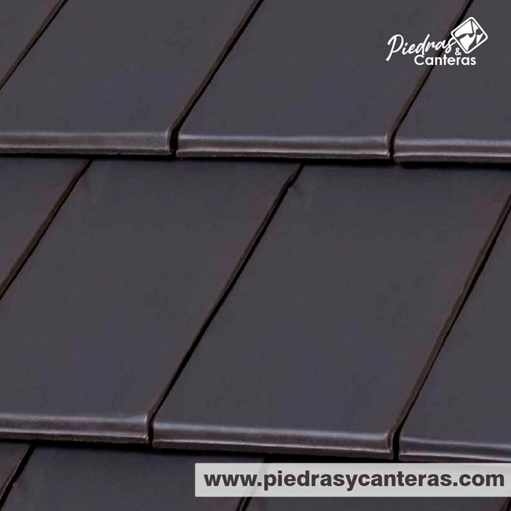 Teja Plana Madera Flameado Negro | Piedras y Canteras | Tejas el Águila